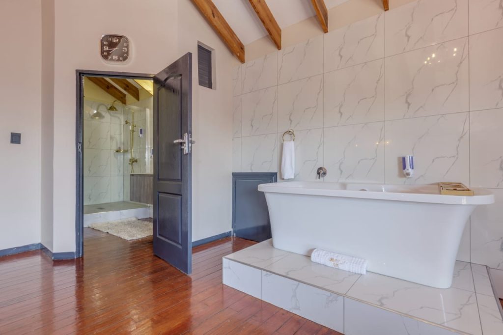The Blossom Suite - Summit Della Suite